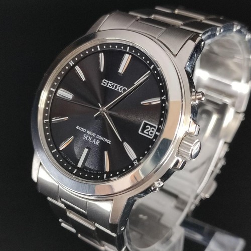 SEIKO Solar Black Silver Men's Watch Radio Wave Control 28mm Limited ...