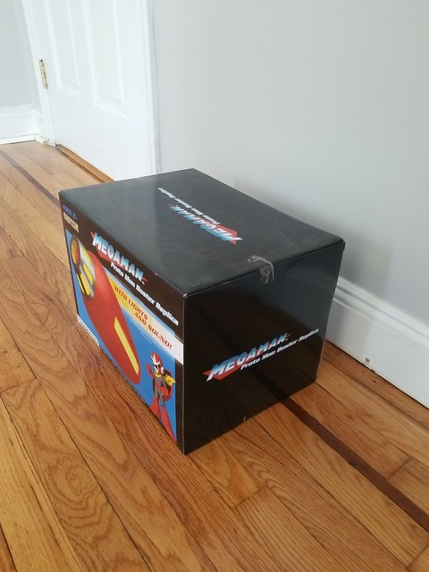 Megaman Proto Man Buster Replica ThinkGeek Capcom Cosplay Tested Video ...