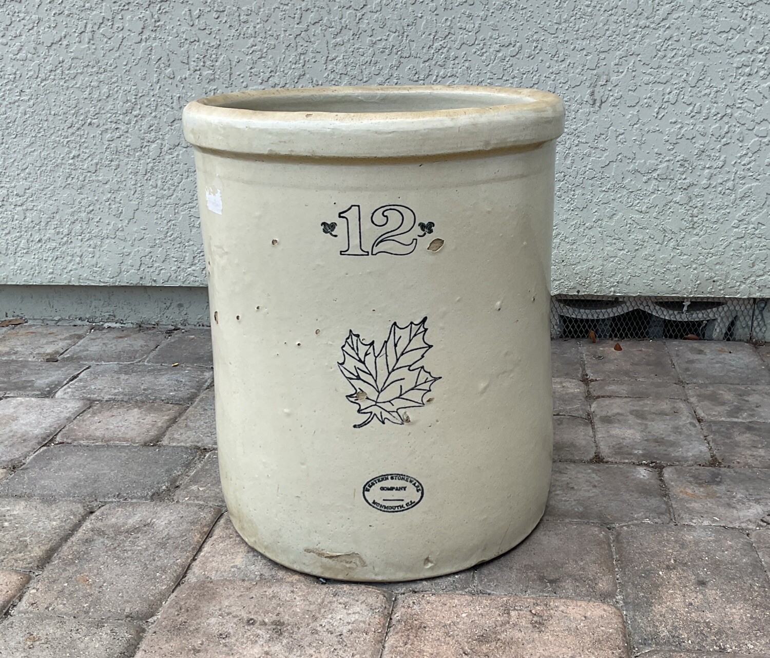 Western Stoneware 12 Gallon Crock Maple Leaf Monmouth Vintage Antique ...
