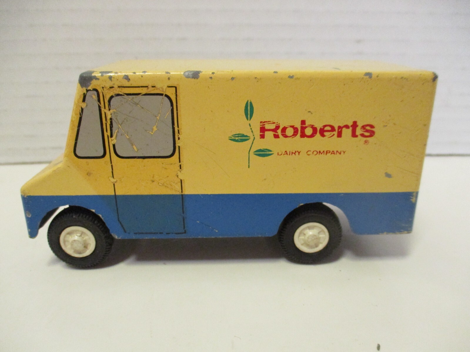 Vintage Ralstoy Diecast Delivery Truck/Van - ROBERTS DAIRY (Lincoln ...