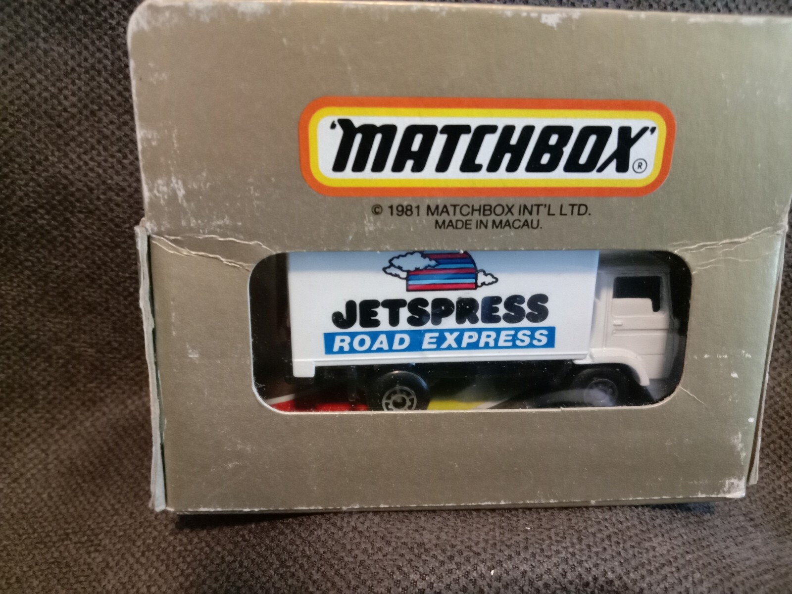 2 Vintage Matchbox Limited edition Jetspress truck & NASA rocket ...