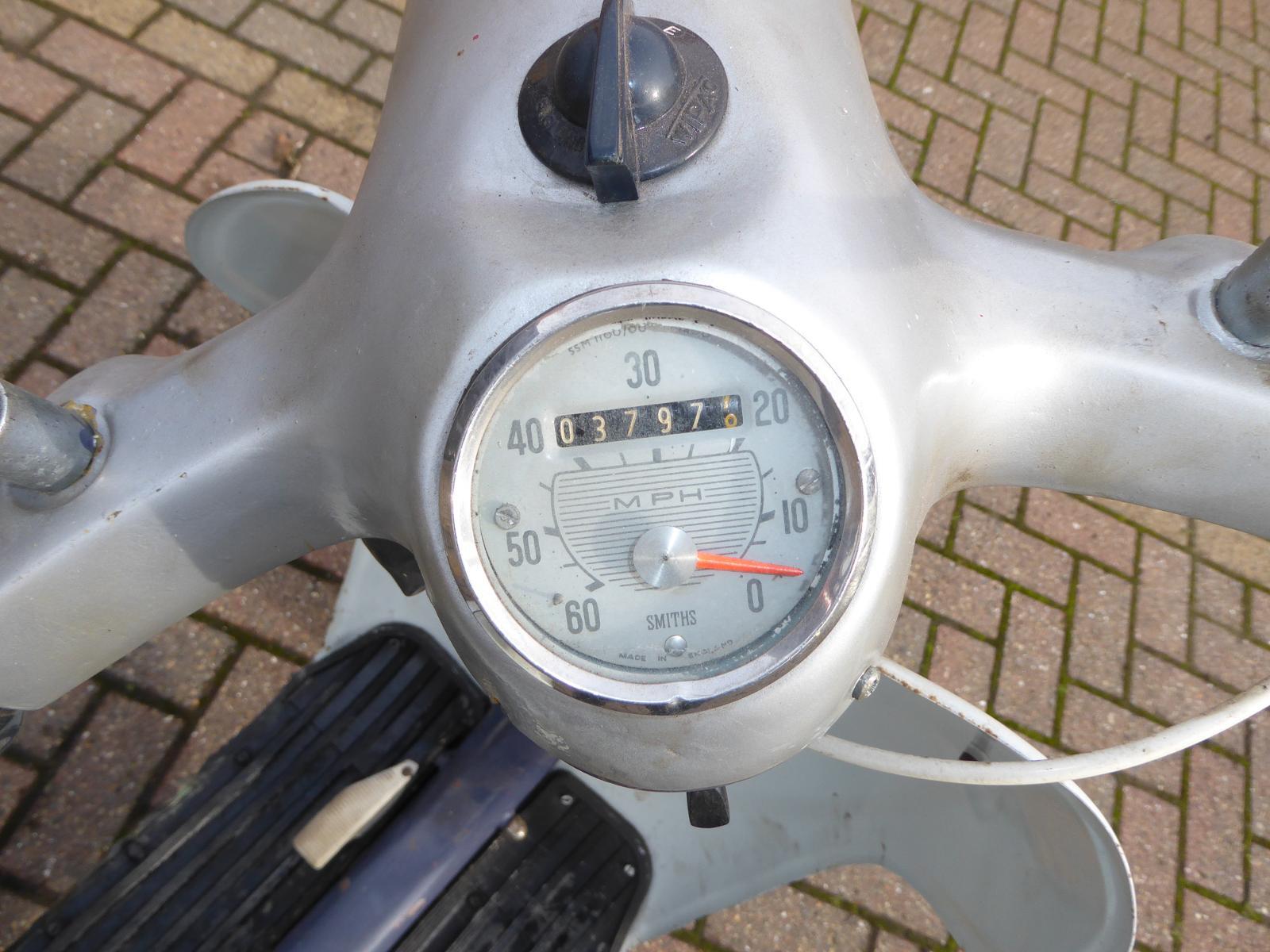 TRIUMPH TINA T 10 VERY ORIGINAL ALL TIN WORK VERY GOOD KICKS OVER | eBay UK