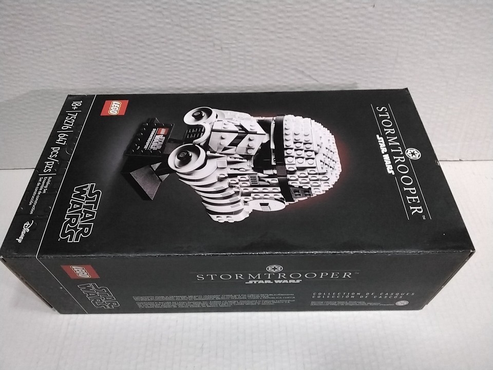 LEGO 75276 Star Wars Helmet Collection Stormtrooper - LEGO 75277 ...