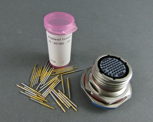 Amphenol TVS07RF-17-35SB(453) Connector w/ 10-497365-725 Crimp Socket ...