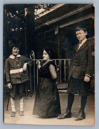 KIDS w/ MIDGET LADY ANTIQUE REAL PHOTO POSTCARD RPPC | eBay