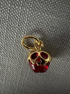 100% Authentic PANDORA Disney Villains Evil Queen Apple Dangle Charm ...