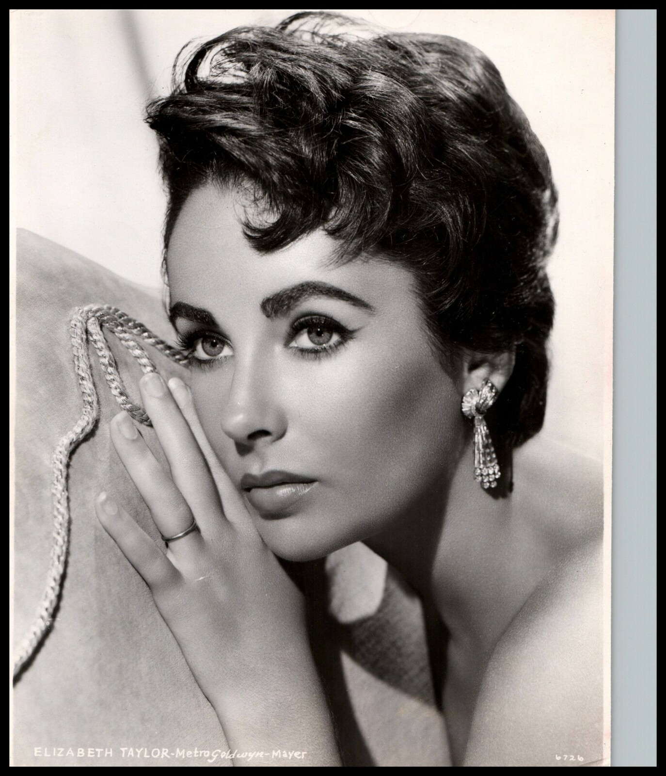 GLAMOROUS VIOLET-EYED ELIZABETH TAYLOR 1950s CUTE PORTRAIT ORIG PHOTO C ...