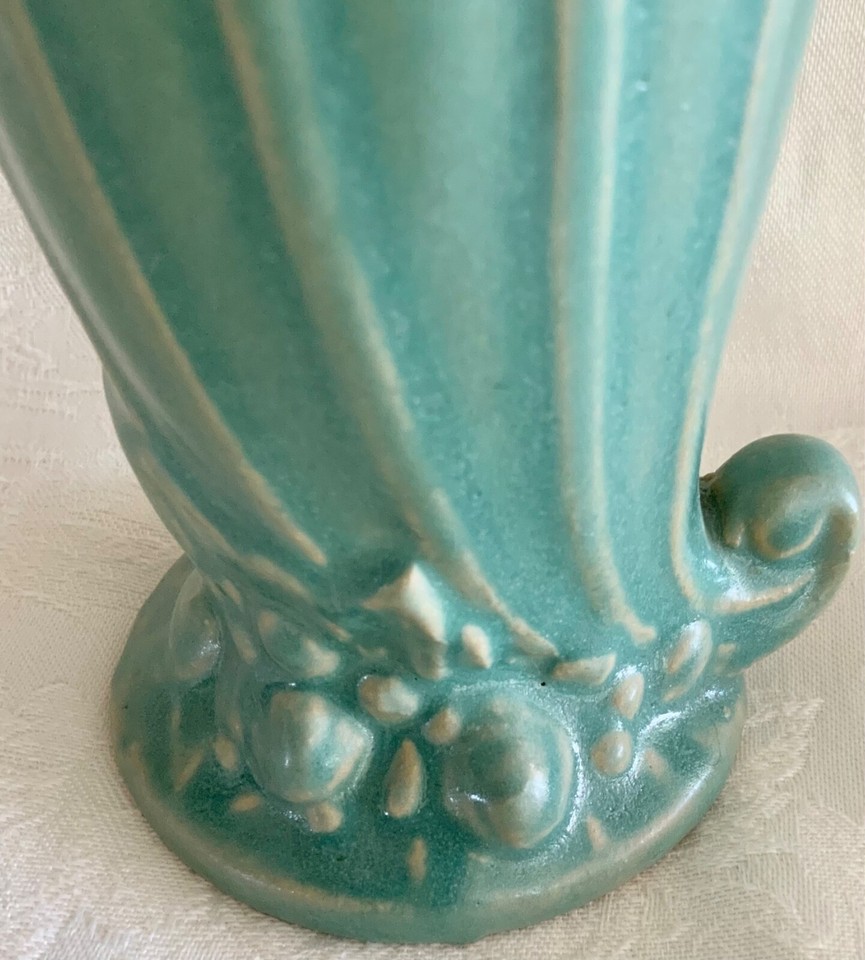 Nelson McCoy Pottery 1926 Green Stoneware Cornucopia Vase Semi Matte ...