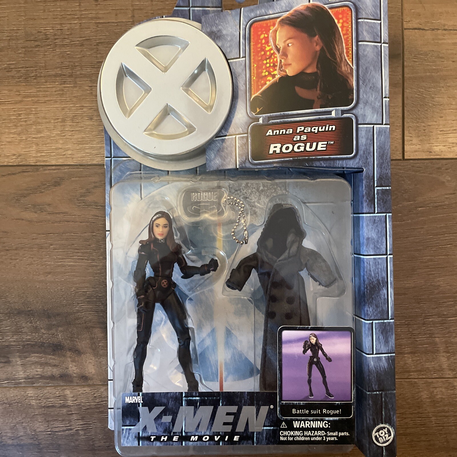 X-Men The Movie Anna Paquin as Rogue Collectible Action Figure ToyBiz ...