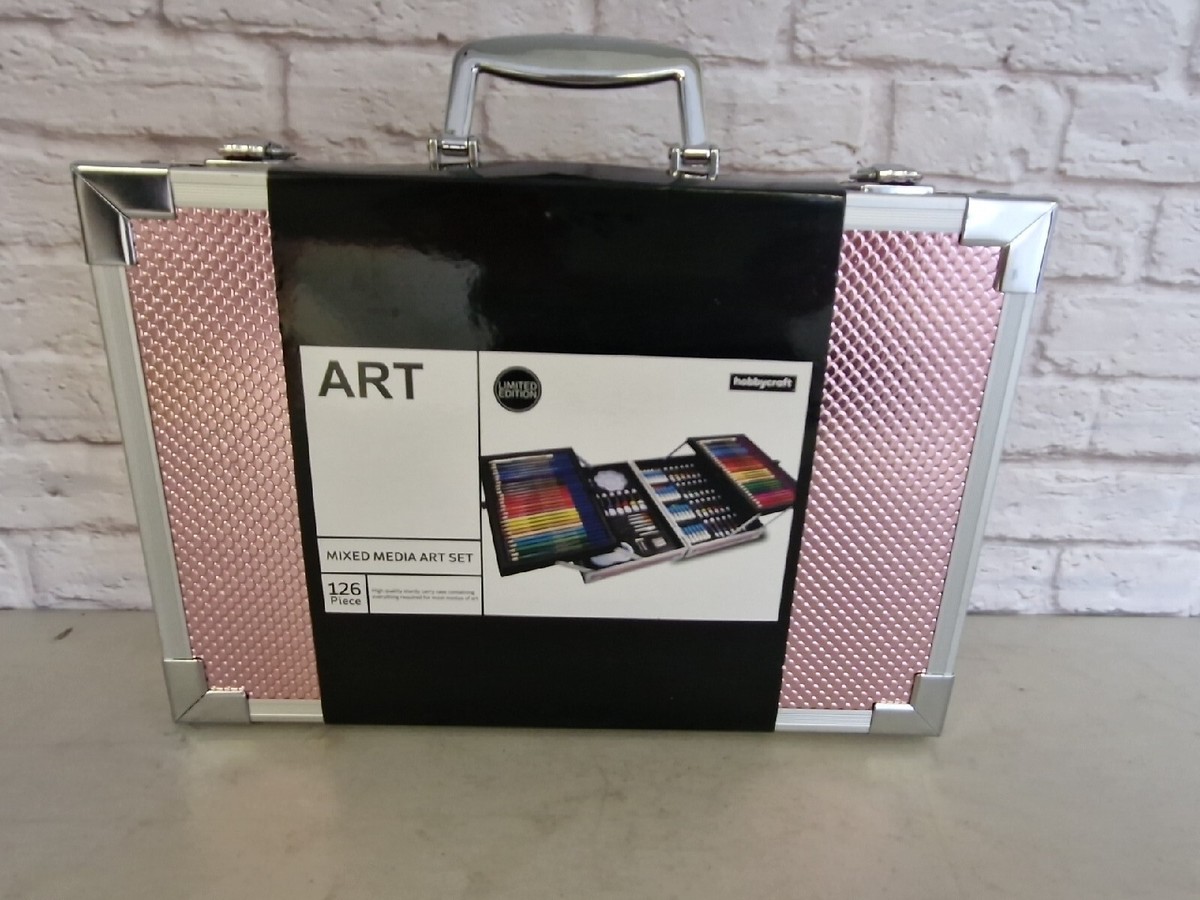 Multimedia Artist