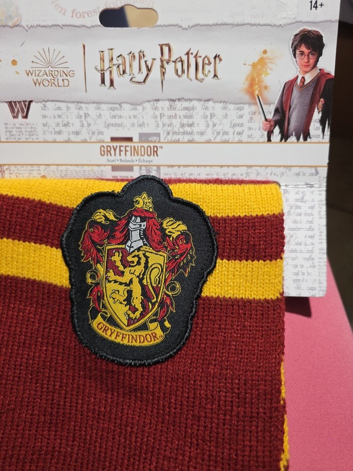 Disguise Harry Potter GRYFFINDOR SCARF Red Gold Hogwarts House Patch ...