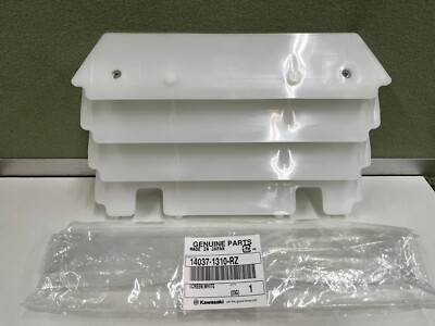 Kawasaki Radiator Shroud Guard KX125 KX250 KX 125 KX 250 14037-1310-RZ ...