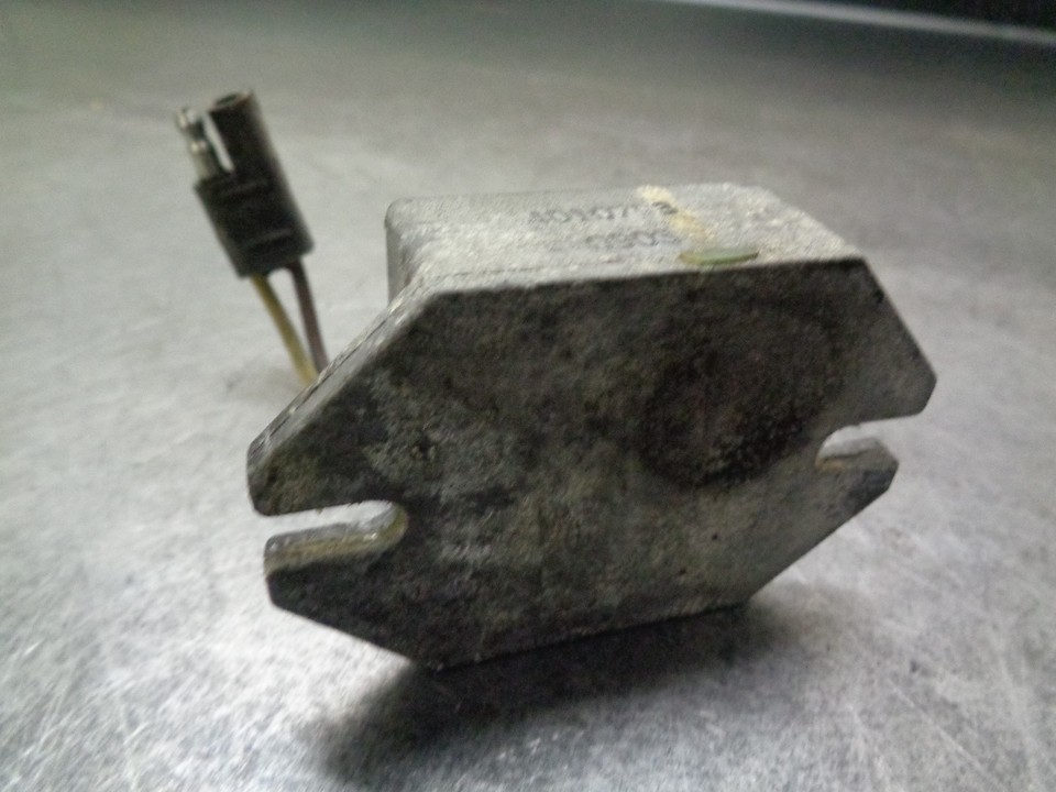 02 2002 POLARIS 800 RMK EDGE VES SNOWMOBILE ENGINE ELECTRIC VOLTAGE ...