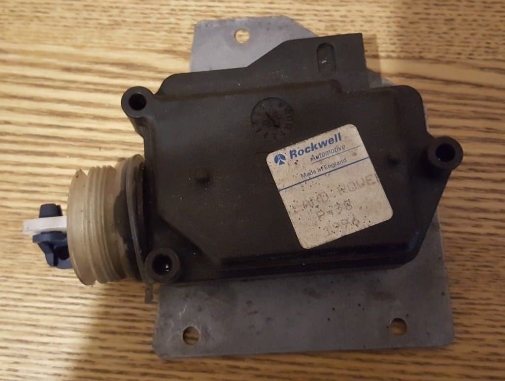 Range Rover P38 GEMS Fuel Filler Flap Release Actuator | eBay