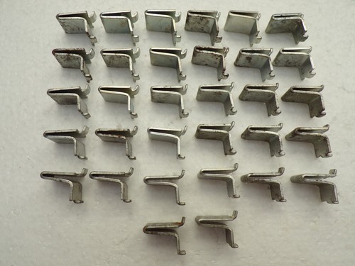 32 PILASTER SHELF CLIPS KNAPE VOGT #256 FOR ADJUSTABLE WALL SUPPORT ...