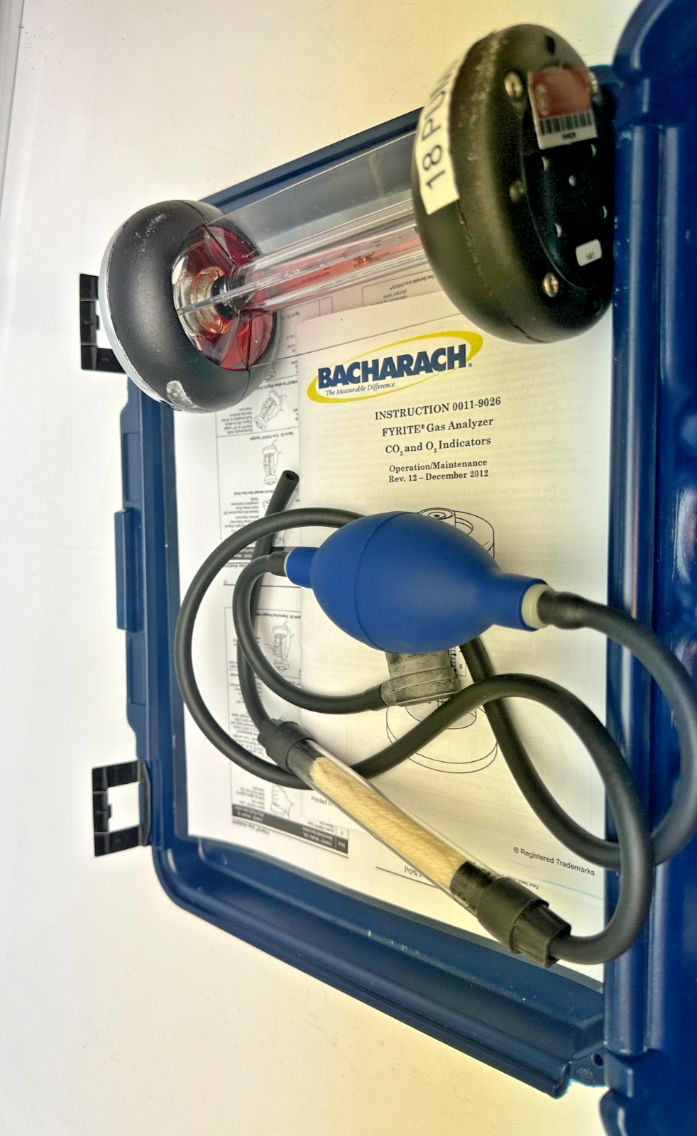 Bacharach Fyrite Classic Gas CO2 Analyzer Oil Burner Combustion 10-5000 ...