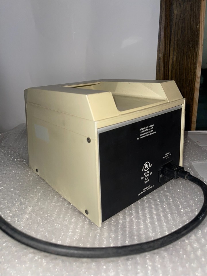 Cole-Parmer Masterflex L/S Console Drive 7520-60 with Easy-Load II Pump ...