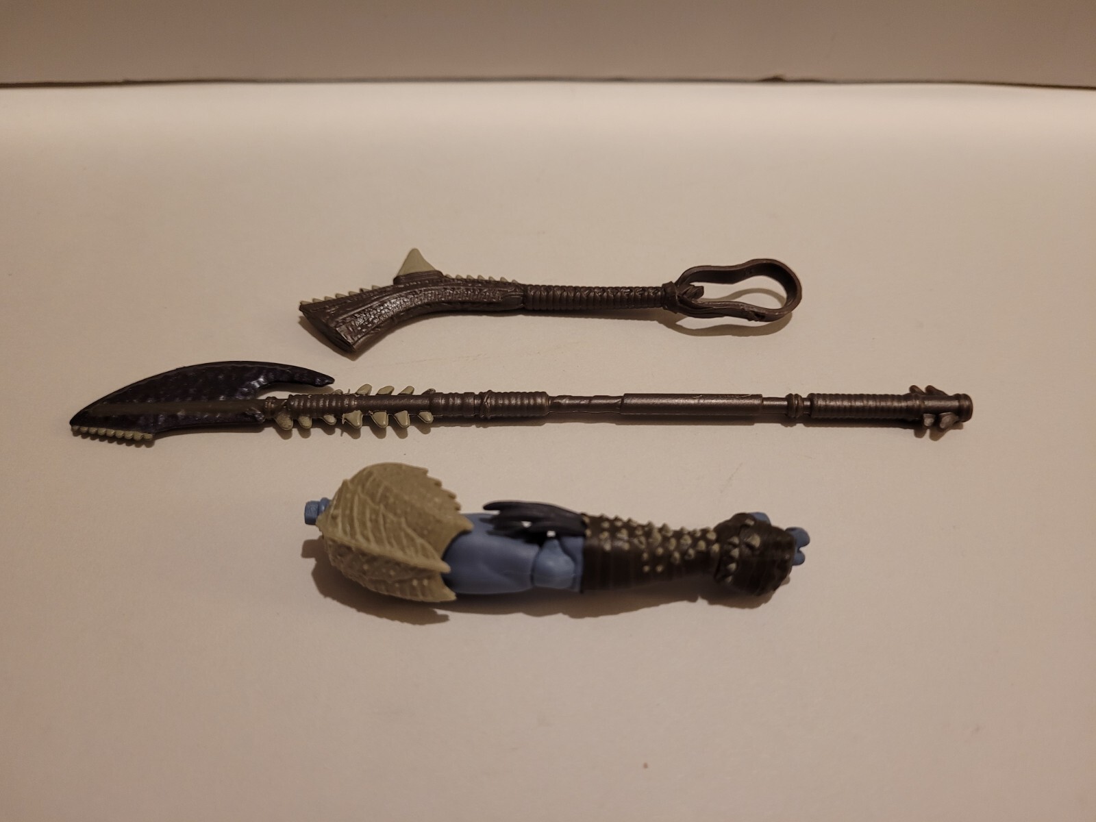 Marvel Legends ATTUMA right arm and weapons (Everett Ross) Wakanda ...