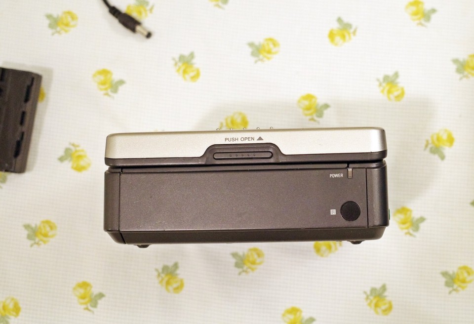 Sony GV-D900 Mini DV Digital Video Cassette Walkman | eBay