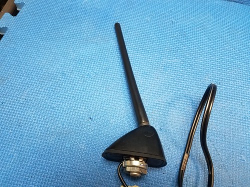 2004-2009 LEXUS RX330 RX350 RX400h ROOF MOUNTED RADIO ANTENNA W/ BASE ...