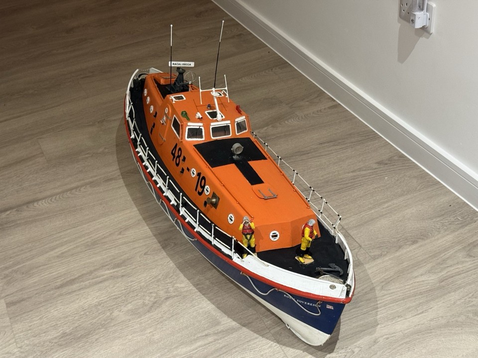 Solent Lifeboat Model Remote Control Boat | eBay UK