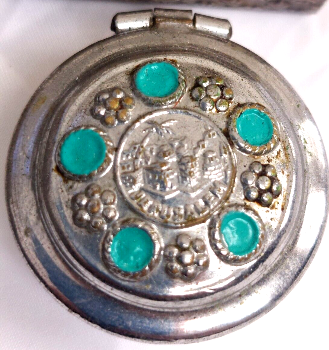 VINTAGE SILVERPLATED PILL SNUFF BOXES WITH MENORAH JERUSALEM VIEW ...