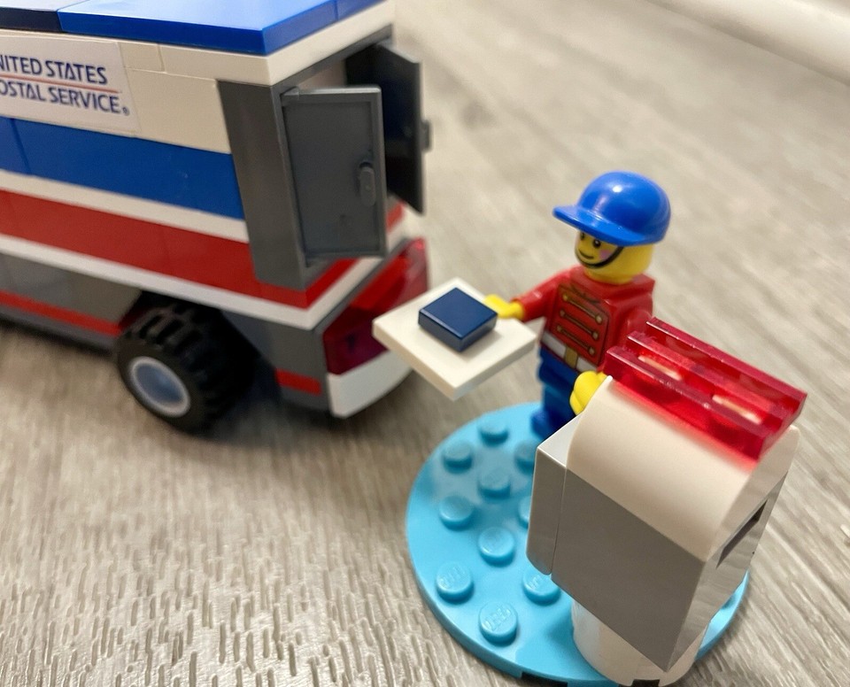 LEGO Custom City MOC Postal Truck Driver: 2 Front Doors, 2 Cargo Doors ...