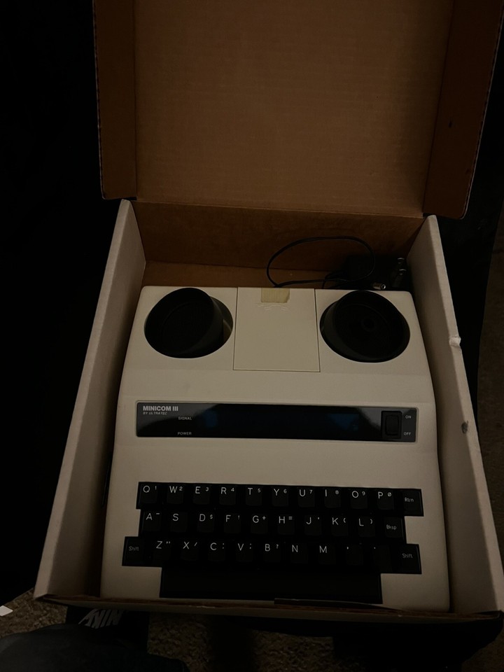 Vintage Ultratec Minicom III TTY (1986) - Powers On Keyboard Working | eBay