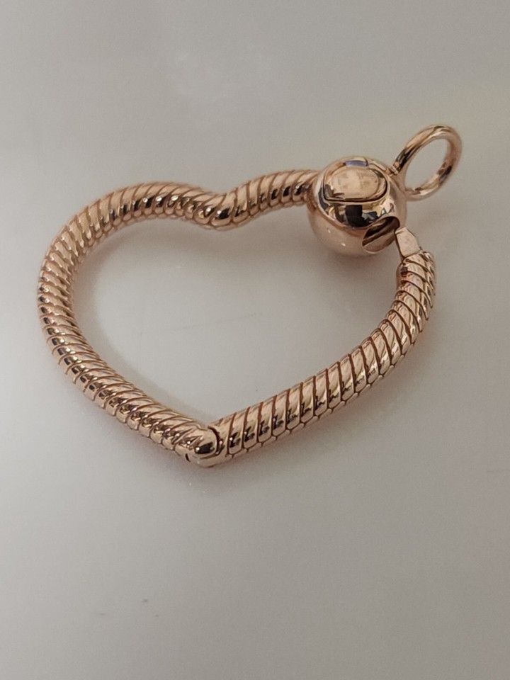 AUTHENTIC PANDORA MOMENTS HEART CHARM PENDANT #389384C00 | eBay