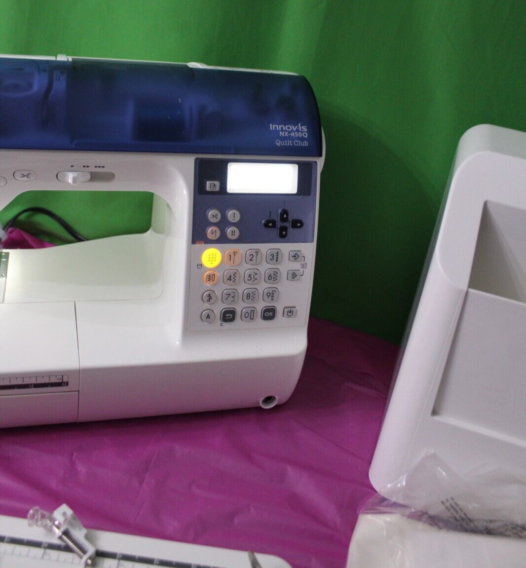 Brother Innovis NX-450Q Digital Sewing Machine With Extra Feet And ...