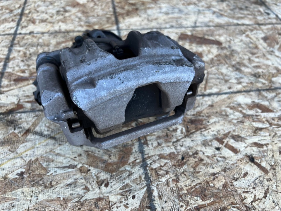 REAR RIGHT PARKING BRAKE CALIPER ASSEMBLY 74K OEM 2018-2023 AUDI Q5 SQ5 ...