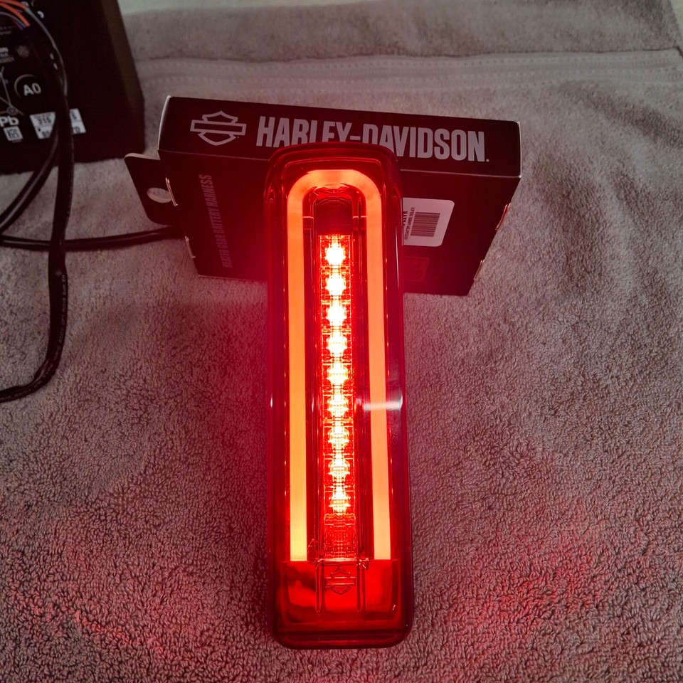 OEM USED Genuine Harley-Davidson Keystone Bag Filler Light 67801080 ...