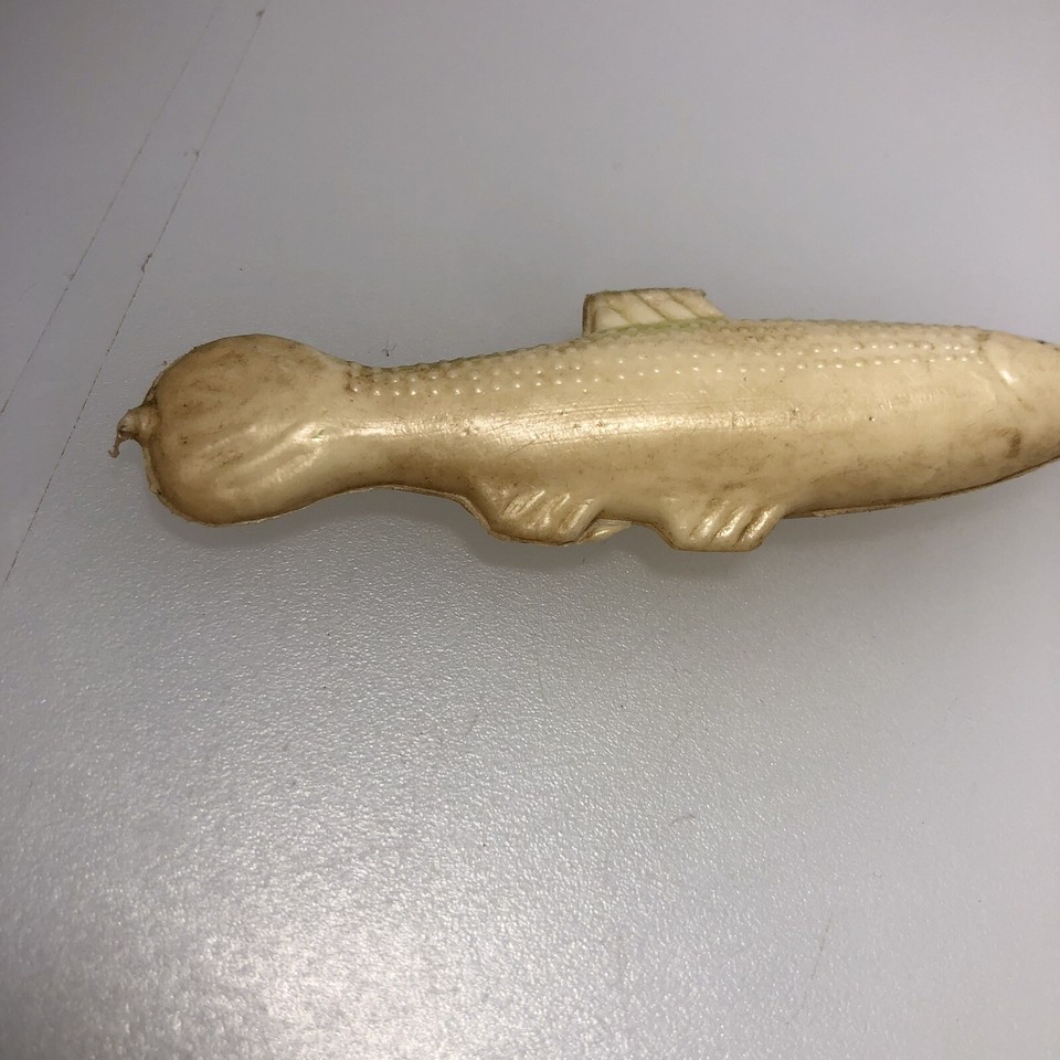 Vintage Fish Hong Kong Fishing Water Animal Charm Keychain Key Ring ...