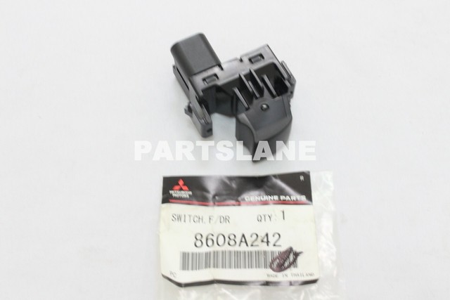 2014 - 2018 Mitsubishi Outlander Window Control Switch Left Right OEM ...