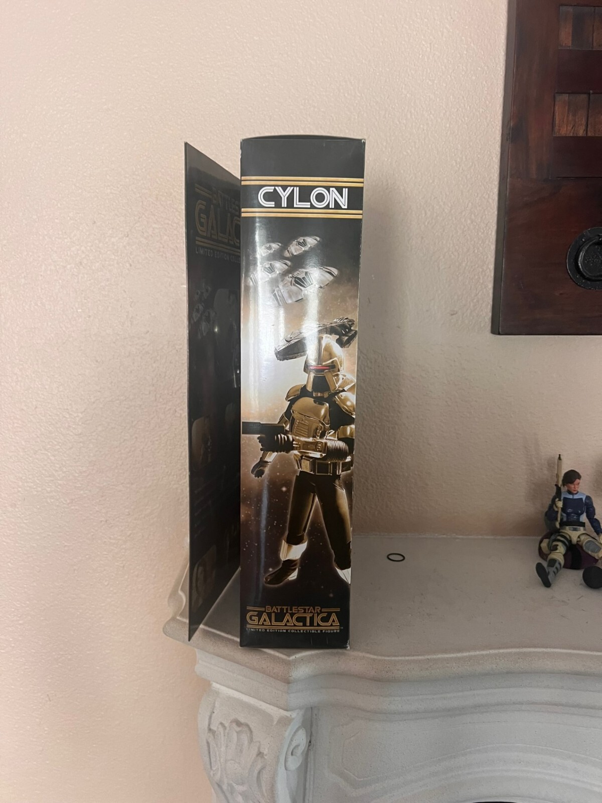 Gold Cylon Commander & Stand Set 12" Battlestar Galactica Majestic ...