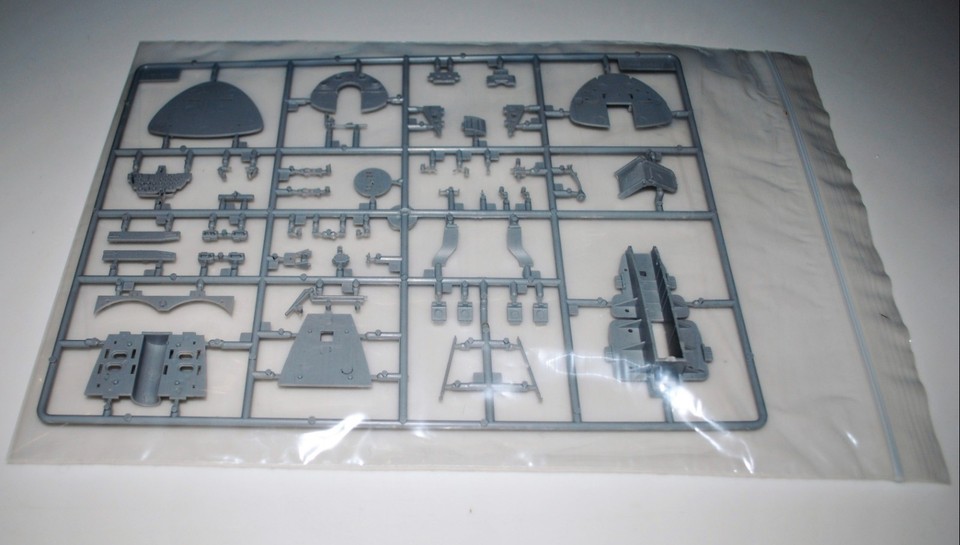 TRUMPETER Me 262 A-2a 02236 ⭐PARTS⭐ SPRUE D-COCKPIT PARTS+GUN BAY+MORE ...