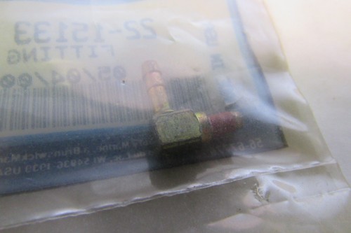 NEW MERCURY QUICKSILVER OEM PLUG # 22-15133 3 | eBay