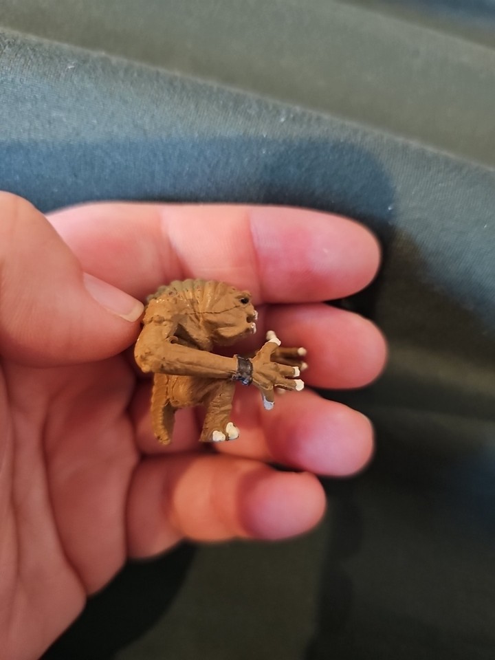 Vintage Star Wars Micro Machines R2D2 Jabba's Palace Rancor Pit (Figure ...