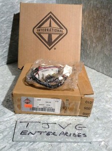 NEW GENUINE INTERNATIONAL / IH / NAVISTAR 2509719C91 SOLENOID VALVE | eBay