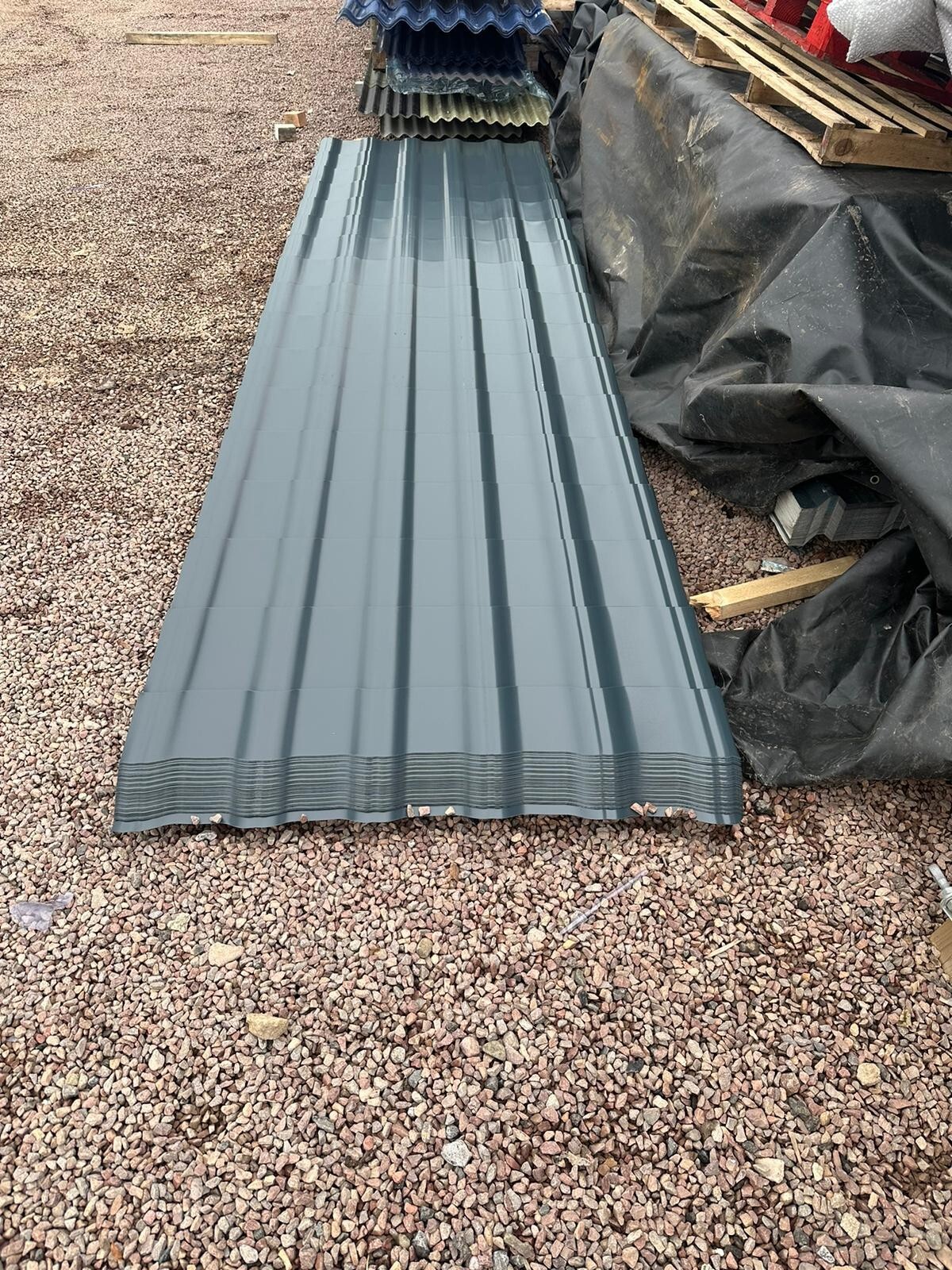 new plastic coated anthracite grey tile effect roofing sheets 14ft x 1. ...