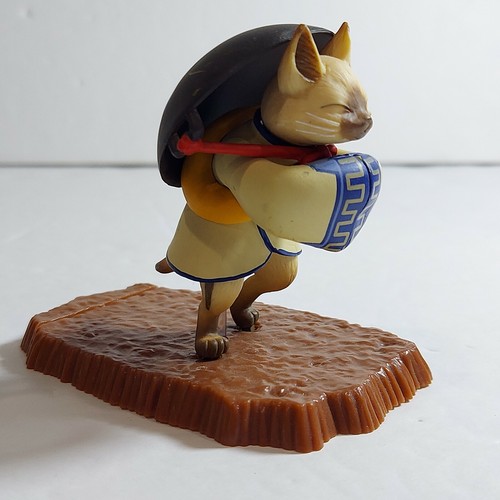 2013 Monster Hunter Felyne 2.5" Street Cook Palico Figure Capcom ...