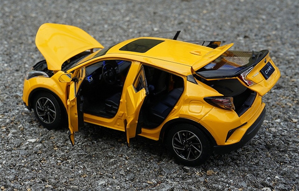 1/18 Scale Toyota C-HR CHR 2021 Yellow Diecast Car Model Toy Collection ...