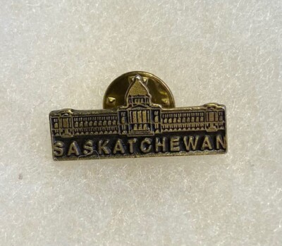 Saskatchewan Provincial Province Lapel Pin PARLIAMENT BUILDING Regina ...