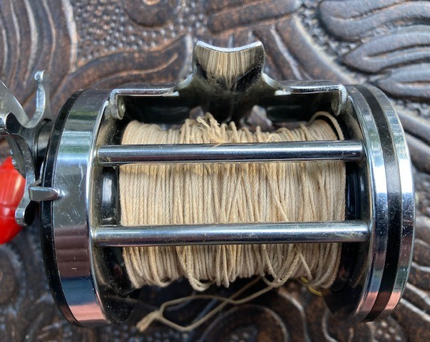 1956 PENN “SQUIDDER” #140 REEL, 2 7/16” PLASTIC SPOOL, 200 YDS, OB ...