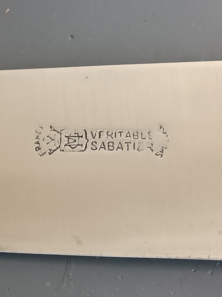 ANCIEN COUTEAU DE CUISINE, BOUCHER, SABATIER, THIERS, XXème, manche ...