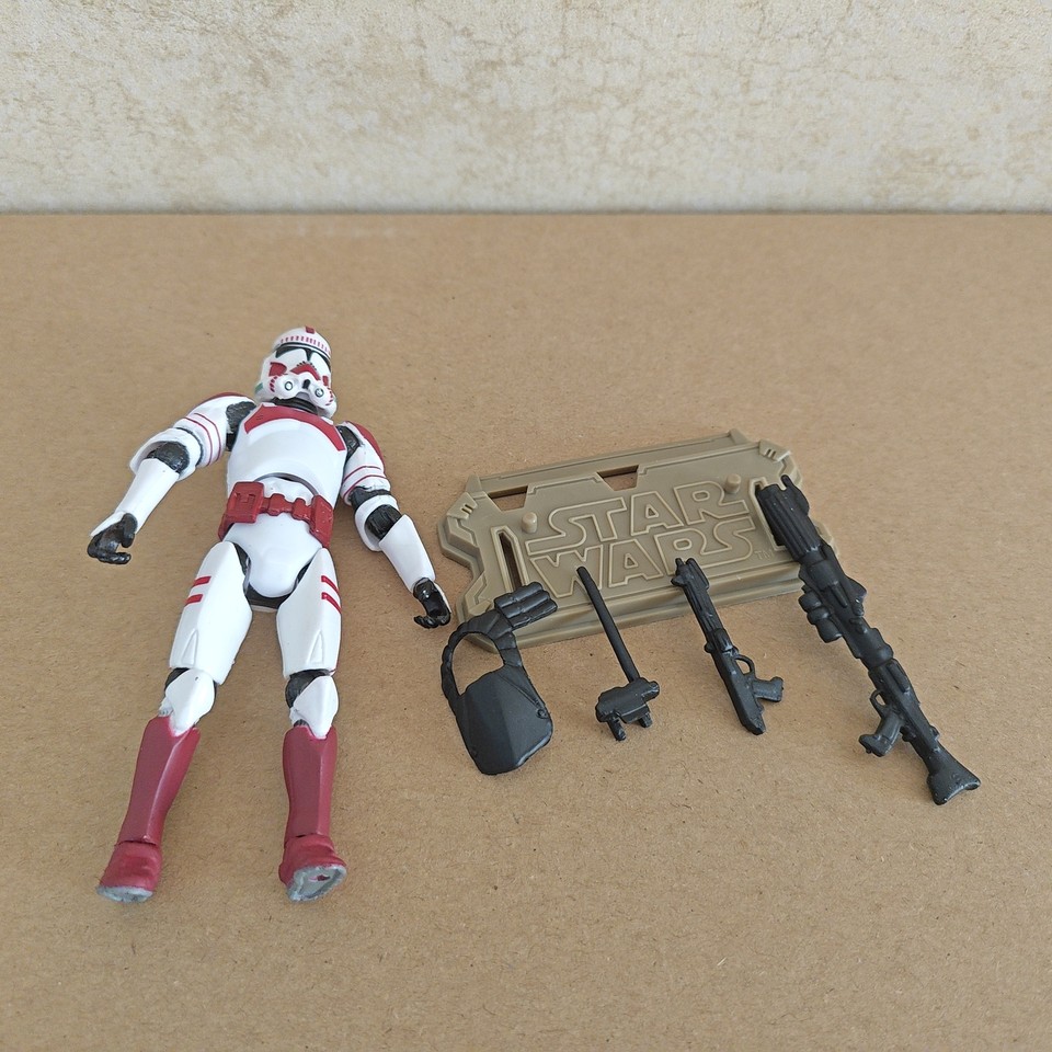 3.75" SW Shocktrooper Red White Clone Trooper With Base Action Figure ...