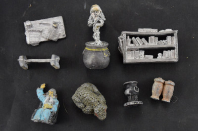 Vintage Wizard's Room Grenadier Dungeons & Dragons Figure Set #2009 ...