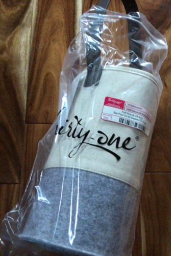 Thirty-One Felt Wine & Gift Bag - Natural with Brushed Whisper Gray ...