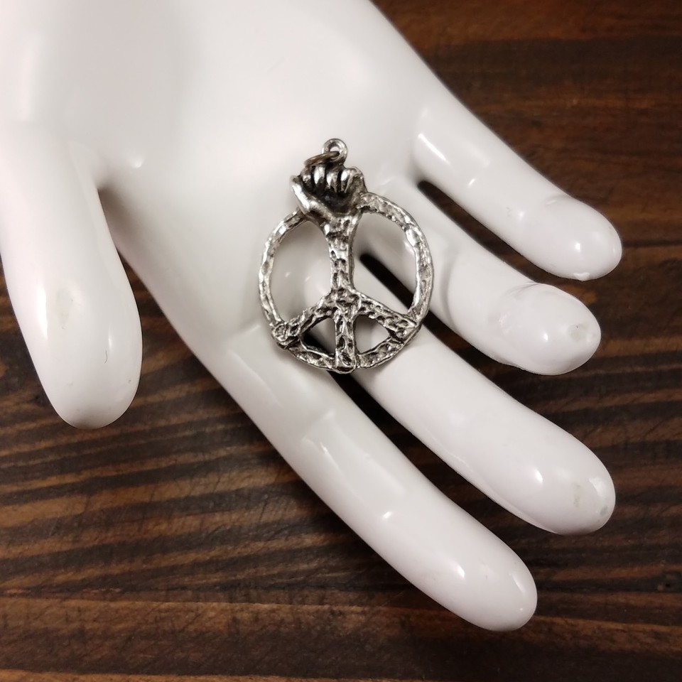 Vintage Boho Peace Symbol Charm 3D Hand Hammered Hippie Pendant Jewelry ...