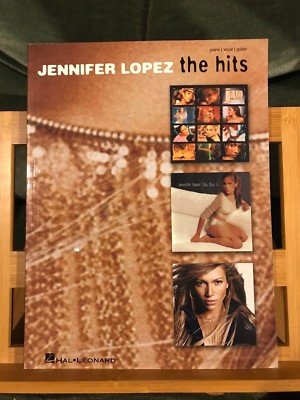Jennifer Lopez The hits best of score partition chant piano accords Hal ...